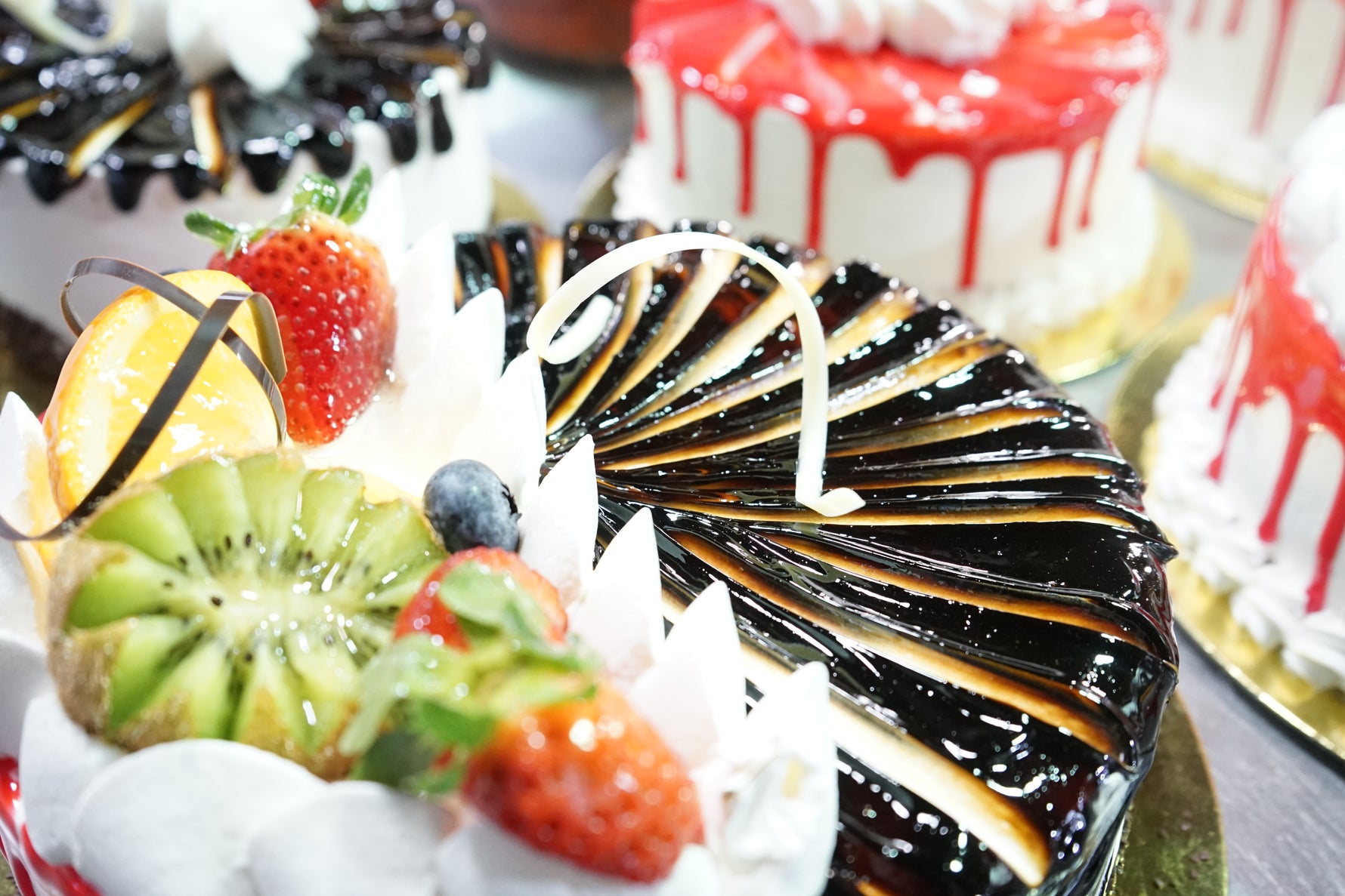 LE MOULIN DE PROVENCE – BAKERY • PASTRY SHOP • CAFE • BISTRO – Le ...